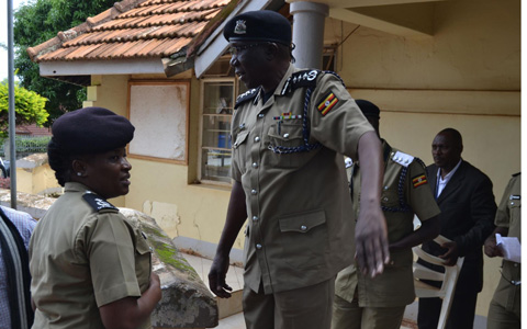 Police lower entry qualifications for constables