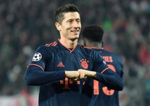 Lewandowski makes history with four goals in 15 minutes
