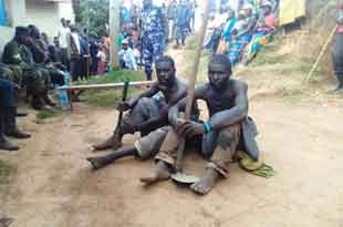 Police arrests 3 suspected thugs digging hole in city store