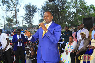 Minister Kasolo asks for ceasefire, peace with Kyotera District leaders