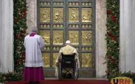 Pope Francis opens Holy Door to mark start of Jubilee Year 2025 for ...